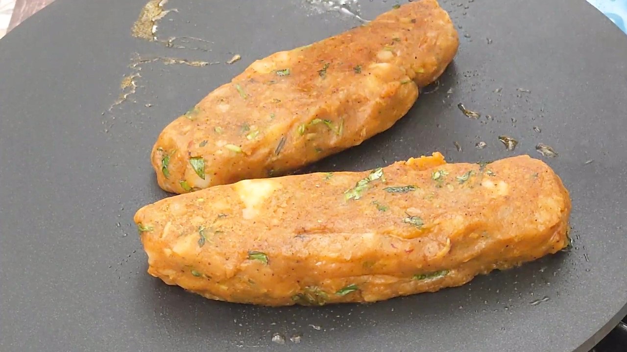 Schezwan Frankie - Popular Indian Street Food - SHRIYOG KITCHEN