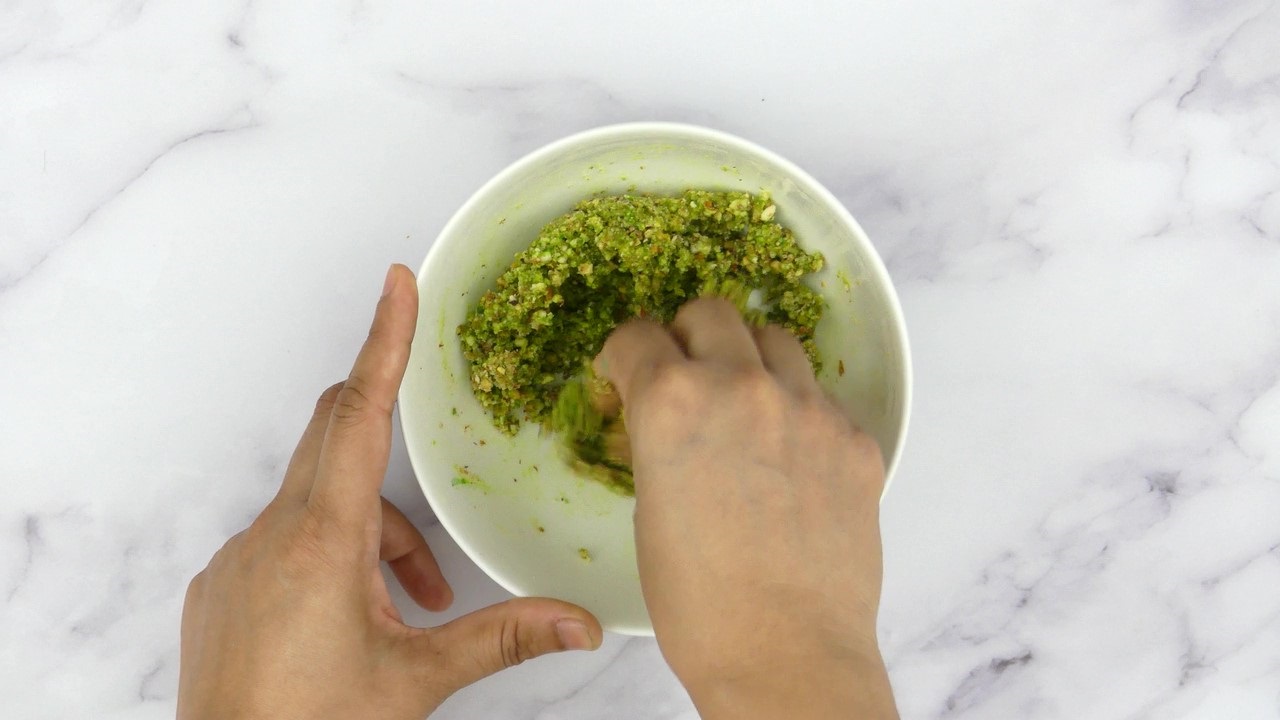 Kaju Pista Roll – A Royal Indian Sweet - SHRIYOG KITCHEN