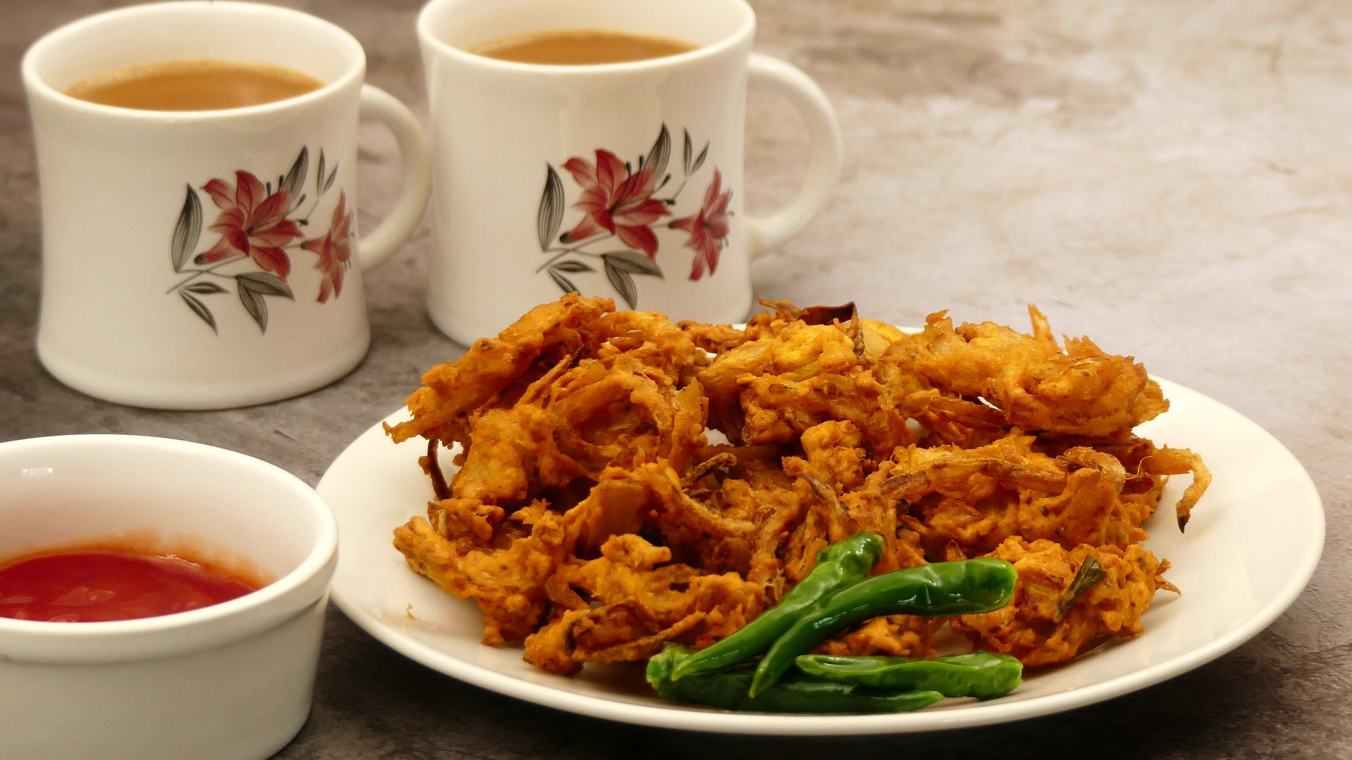Kanda Bhaji - Maharashtrian Onion Pakoda - SHRIYOG KITCHEN